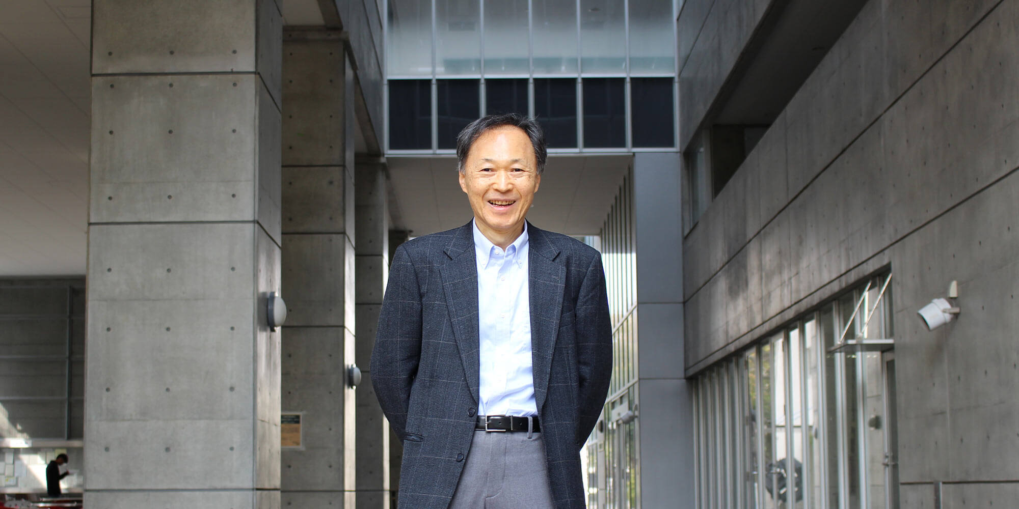 Professor Hiro LEE